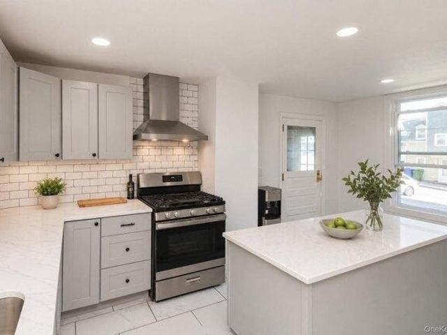 house with 4 bedroom, Goshen NY ES103621823