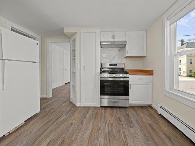house with 4 bedroom, Gloucester MA DS103188561