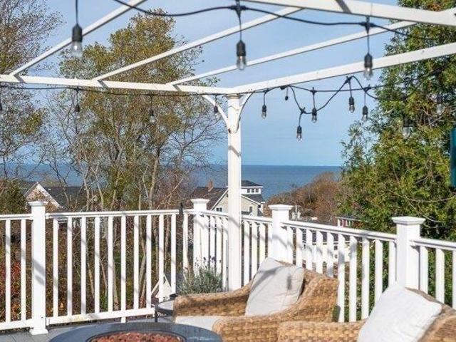 house with 4 bedroom, Gloucester MA ES104045420