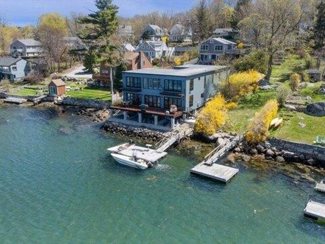 house with 4 bedroom, Gloucester MA ES104539652