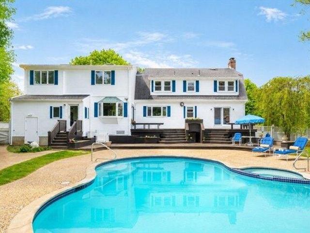 house with 4 bedroom, Gloucester MA ES104569346
