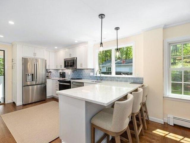 house with 4 bedroom, Gloucester MA ES104851737