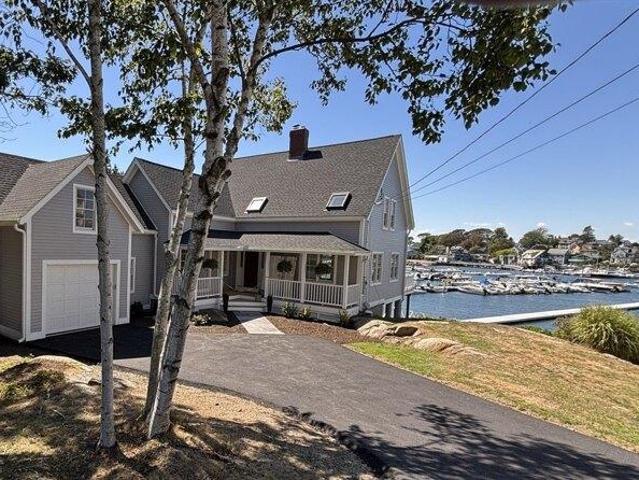 house with 4 bedroom, Gloucester MA ES105141410