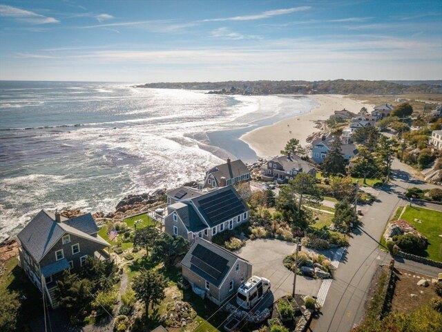 house with 4 bedroom, Gloucester MA ES103888250