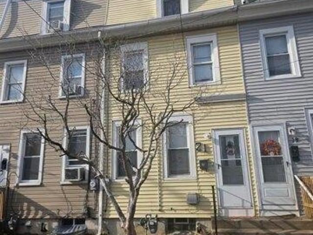 house with 4 bedroom, Gloucester City NJ DS102316806