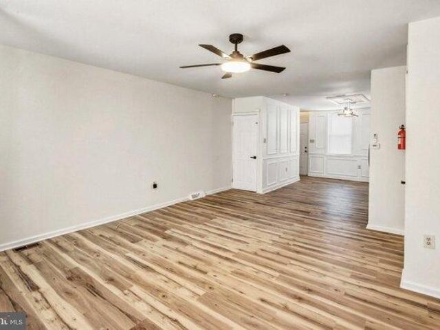 house with 4 bedroom, Gloucester City NJ ES103625207