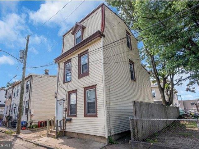 house with 4 bedroom, Gloucester City NJ ES105159305