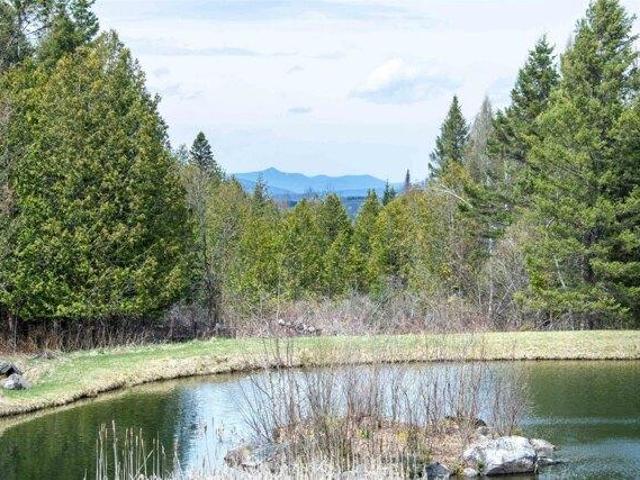 house with 4 bedroom, Glover VT ES105206239