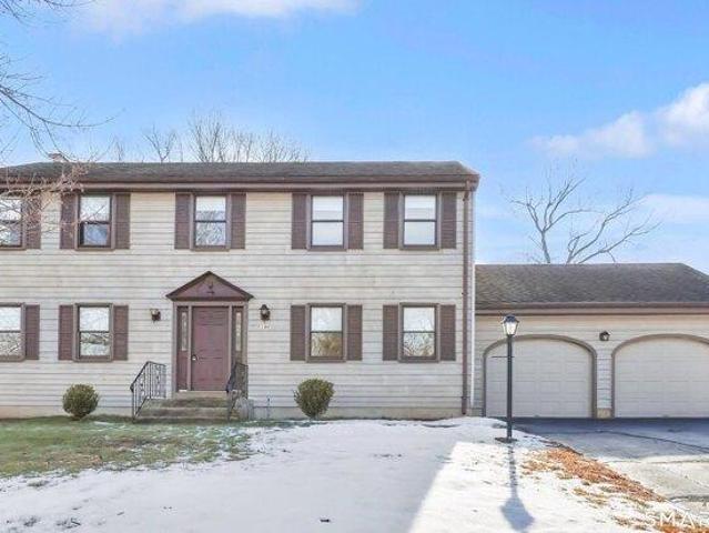 house with 4 bedroom, Glastonbury CT DLS101800240