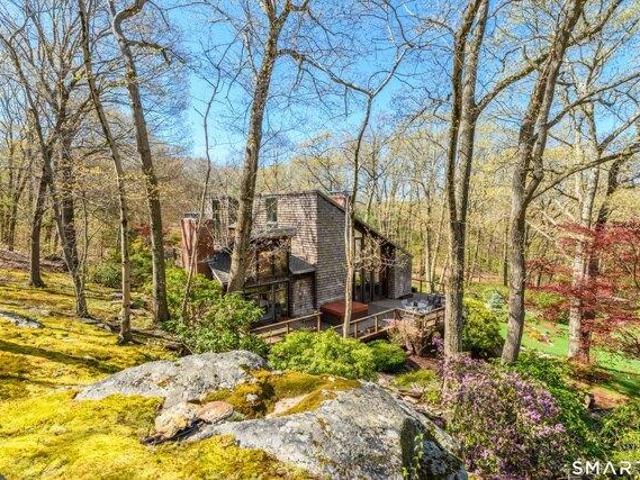 house with 4 bedroom, Glastonbury CT DLS102444657