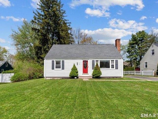 house with 4 bedroom, Glastonbury CT DS101896925