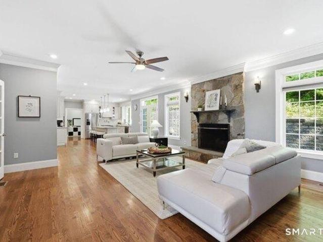 house with 4 bedroom, Glastonbury CT DS103190068