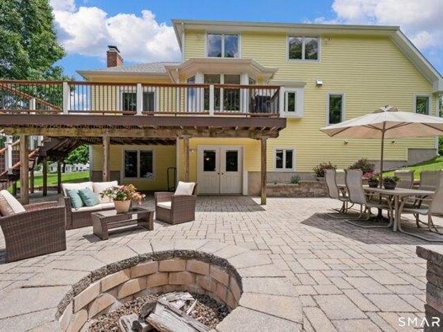 house with 4 bedroom, Glastonbury CT ES104077946