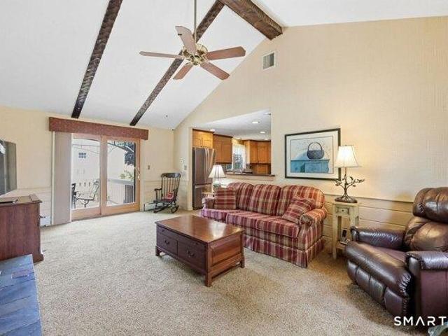 house with 4 bedroom, Glastonbury CT ES104236876