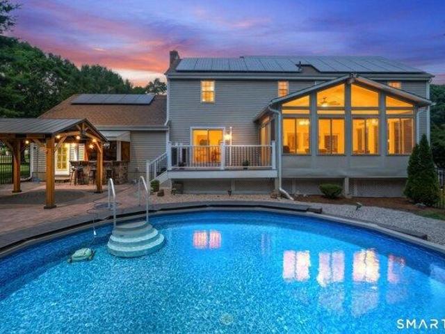 house with 4 bedroom, Glastonbury CT ES104543946