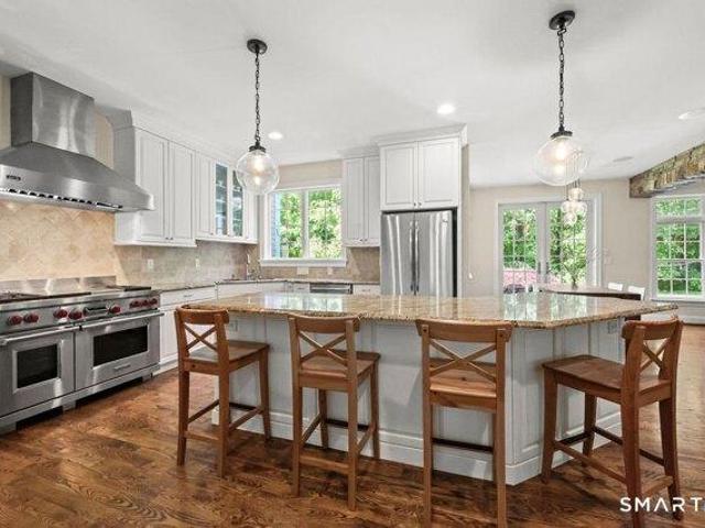 house with 4 bedroom, Glastonbury CT ES104759330