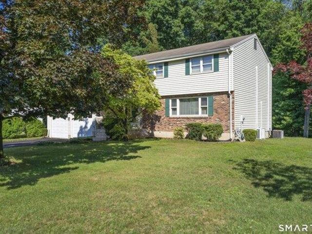 house with 4 bedroom, Glastonbury CT ES104848528