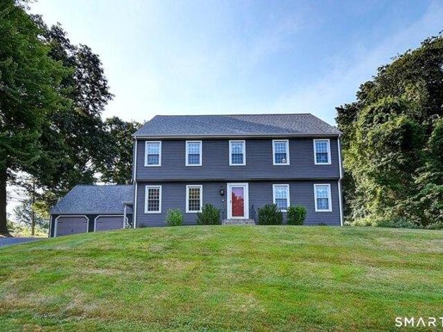 house with 4 bedroom, Glastonbury CT ES104851184