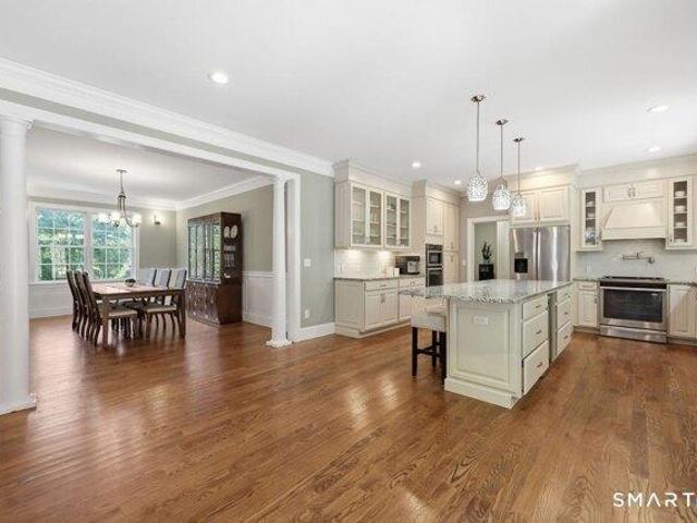 house with 4 bedroom, Glastonbury CT ES104900399
