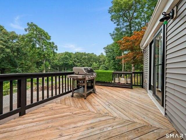 house with 4 bedroom, Glastonbury CT ES105141691