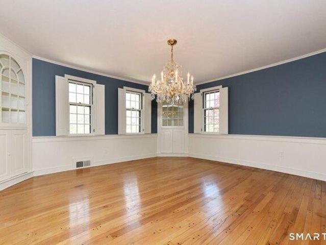 house with 4 bedroom, Glastonbury CT ES105125234
