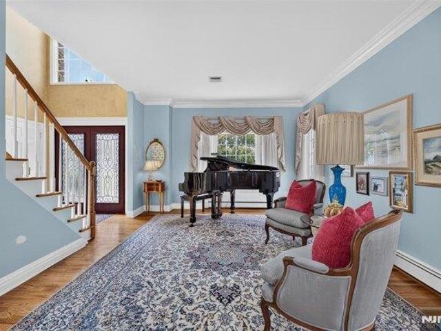 house with 4 bedroom, Glen Rock NJ ES105158781