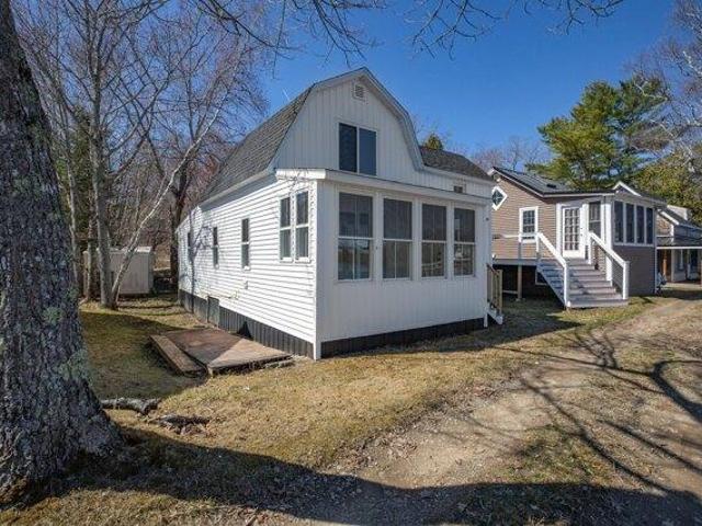 house with 4 bedroom, Glenburn ME ES103849324