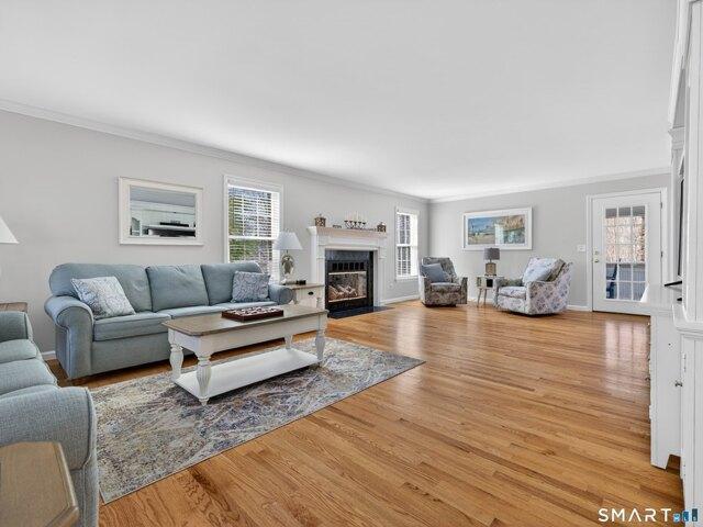 house with 4 bedroom, Groton CT DLS103101037
