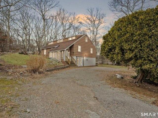 house with 4 bedroom, Groton CT DS102154253