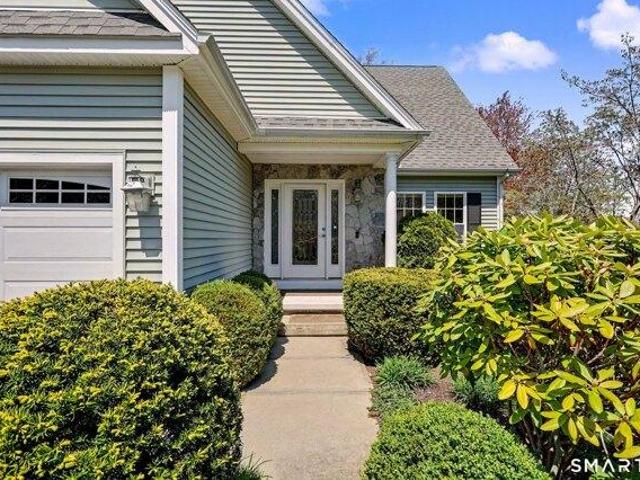 house with 4 bedroom, Groton CT DS102278906