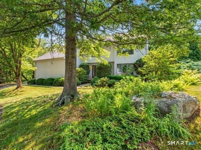 house with 4 bedroom, Groton CT DS103602139