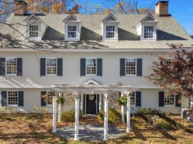 house with 4 bedroom, Groton CT ES103100984