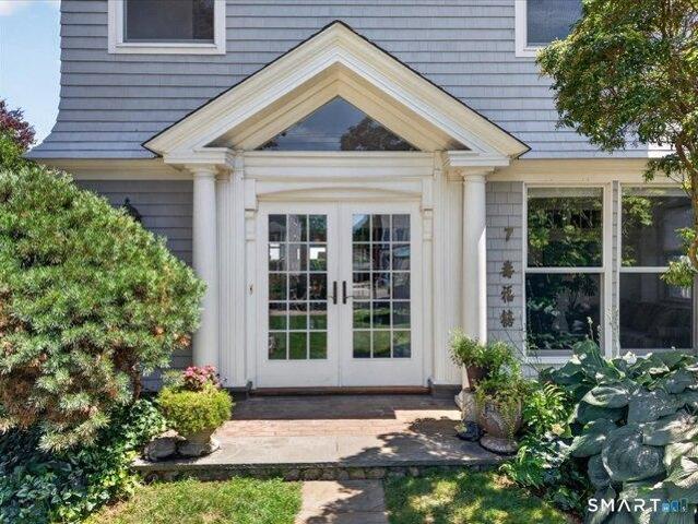 house with 4 bedroom, Groton CT ES105402343
