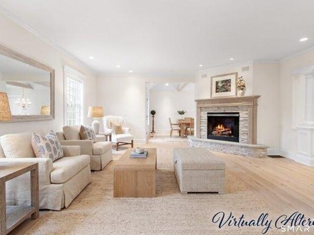 house with 4 bedroom, Groton CT ES105156612