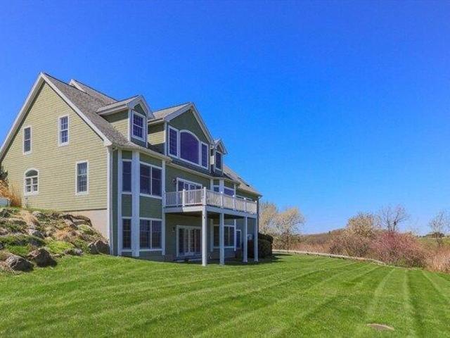 house with 4 bedroom, Groton MA DLS102373251
