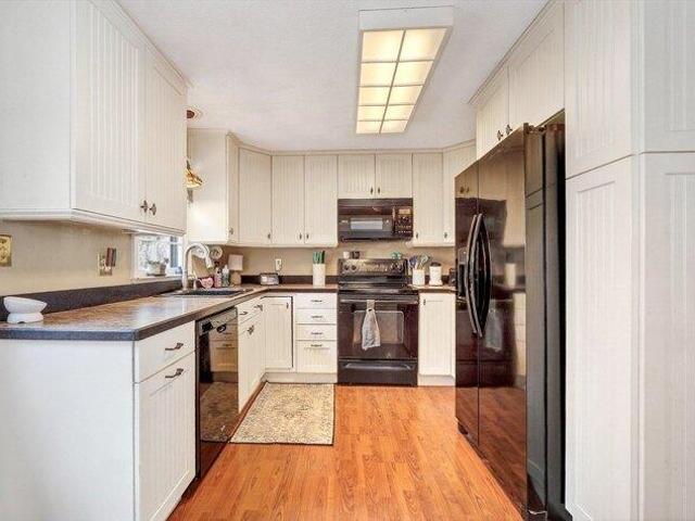 house with 4 bedroom, Groton MA DLS102594150