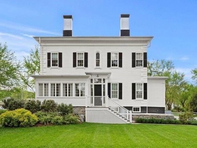 house with 4 bedroom, Groton MA ES102922552