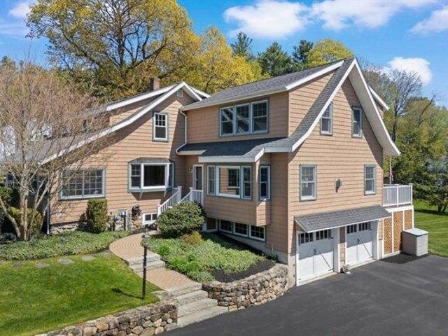 house with 4 bedroom, Groveland MA DS102410275
