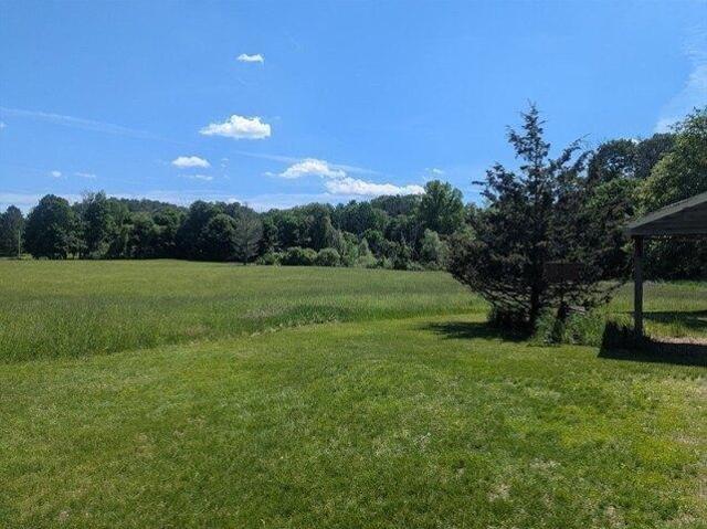 house with 4 bedroom, Groveland MA ES102922145