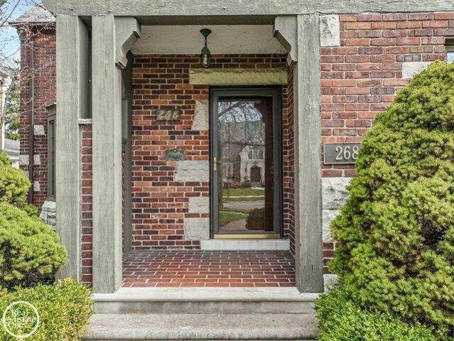 house with 4 bedroom, Grosse Pointe Farms MI DS89652018