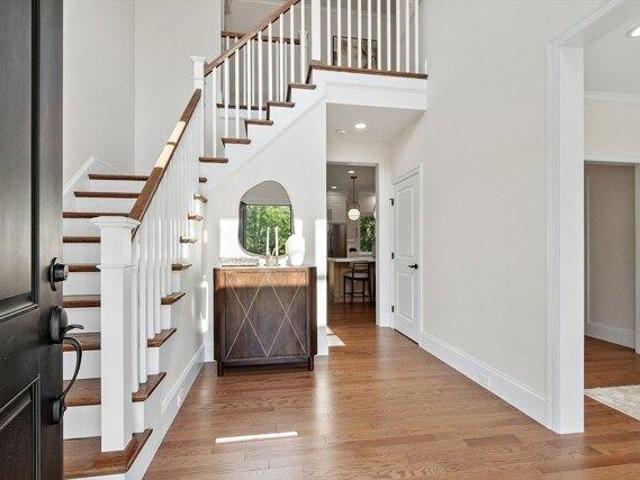 house with 4 bedroom, Grafton MA DLS102922639