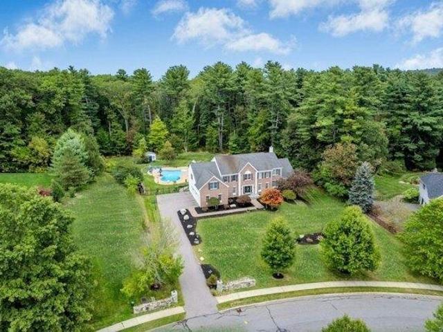 house with 4 bedroom, Grafton MA DS104188747