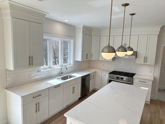 house with 4 bedroom, Grafton MA DS102156516