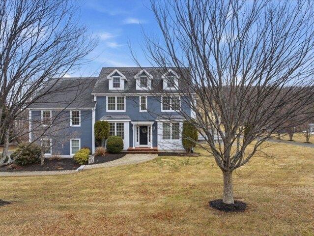 house with 4 bedroom, Grafton MA DS102725996