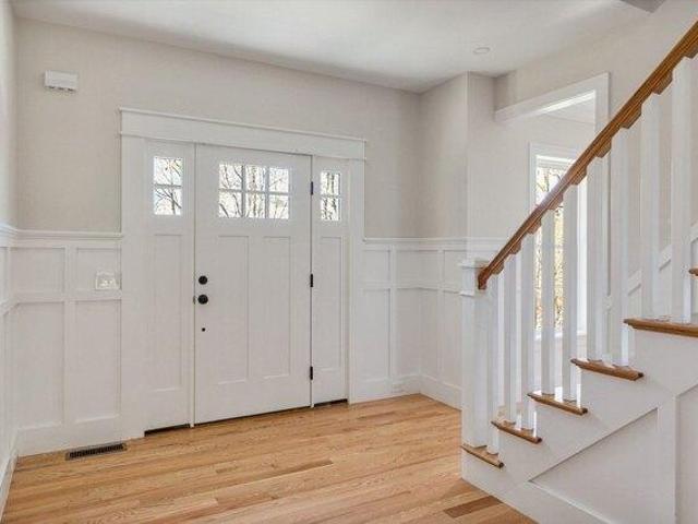 house with 4 bedroom, Grafton MA DS102961666