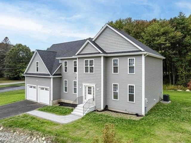 house with 4 bedroom, Grafton MA DS103434755