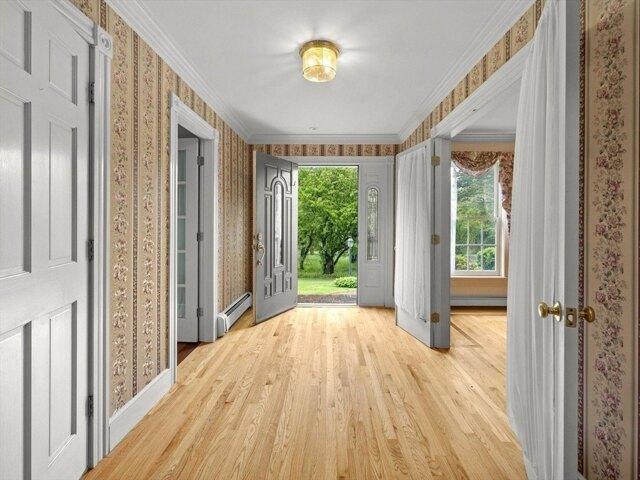 house with 4 bedroom, Grafton MA ES105106095