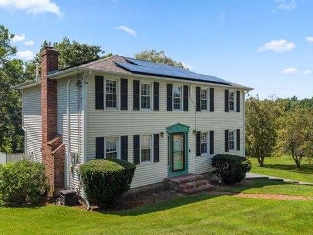 house with 4 bedroom, Grafton MA ES105142336