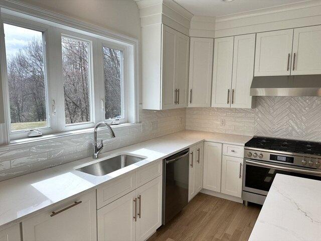 house with 4 bedroom, Grafton MA ES103019860