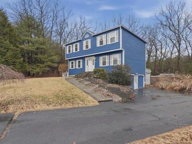house with 4 bedroom, Grafton MA ES103098334